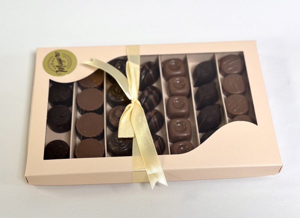 Cutie praline Belgiene 400 gr - Mayore.ro | Arges
